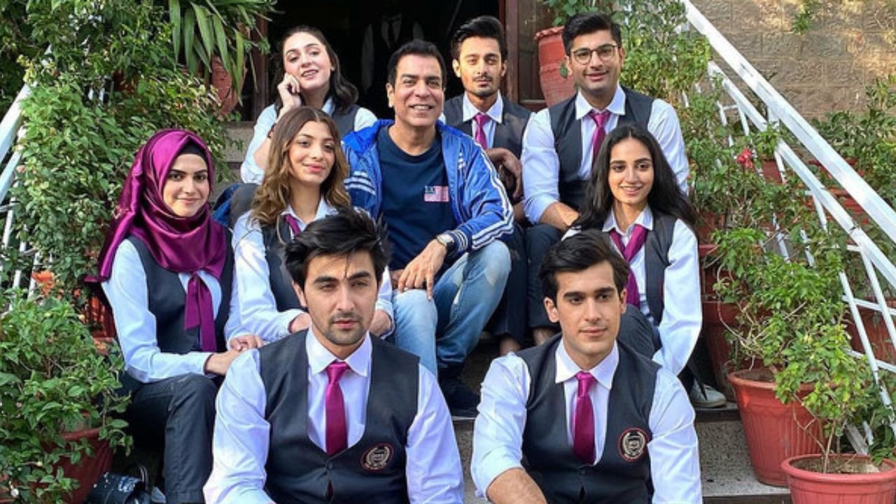 ‘College Gate’ hits TV screens with mixed reviews